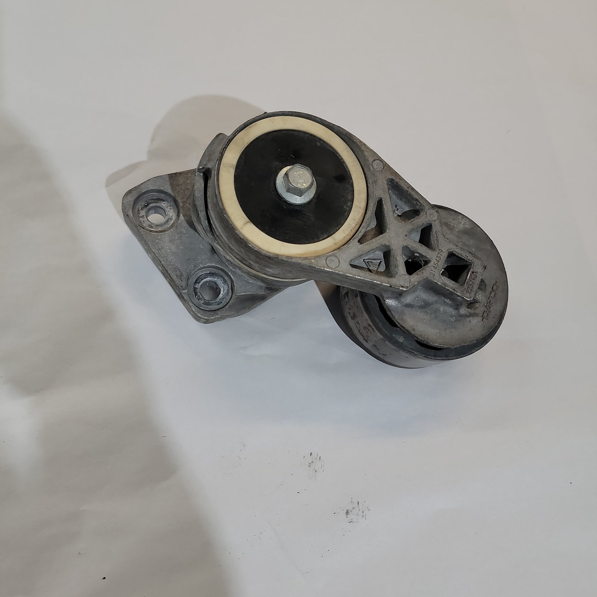 Volvo 21454379 D13 AC Belt Tensioner | Used – All Pro Truck Parts